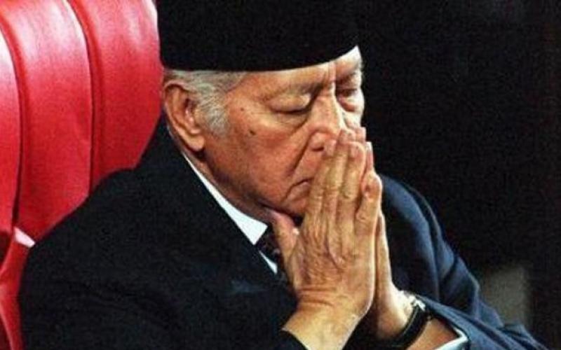 Golkar Dukung Penuh Gelar Pahlawan Pak Harto - Obsessionnews.com